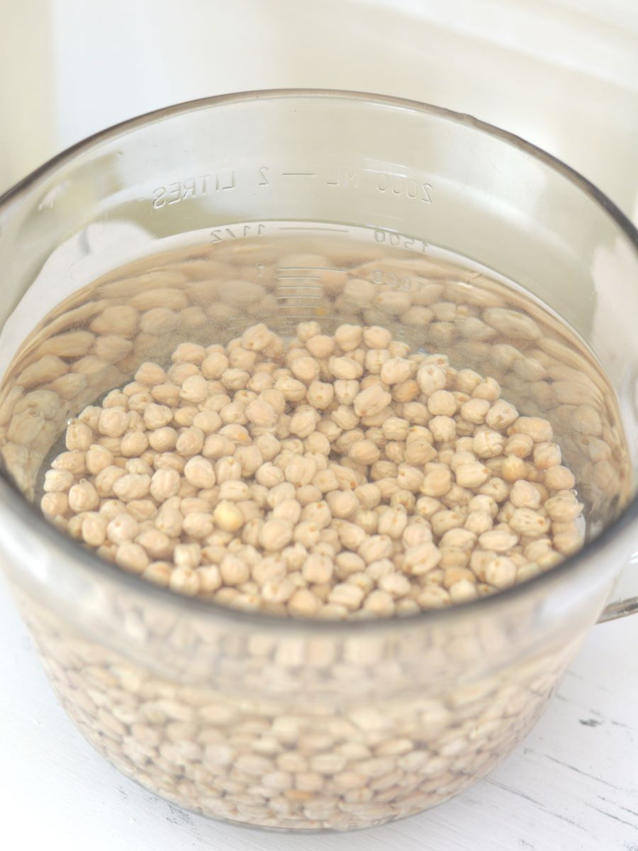 How to Cook Chickpeas in Instant Pot - Simple Nourished Home
